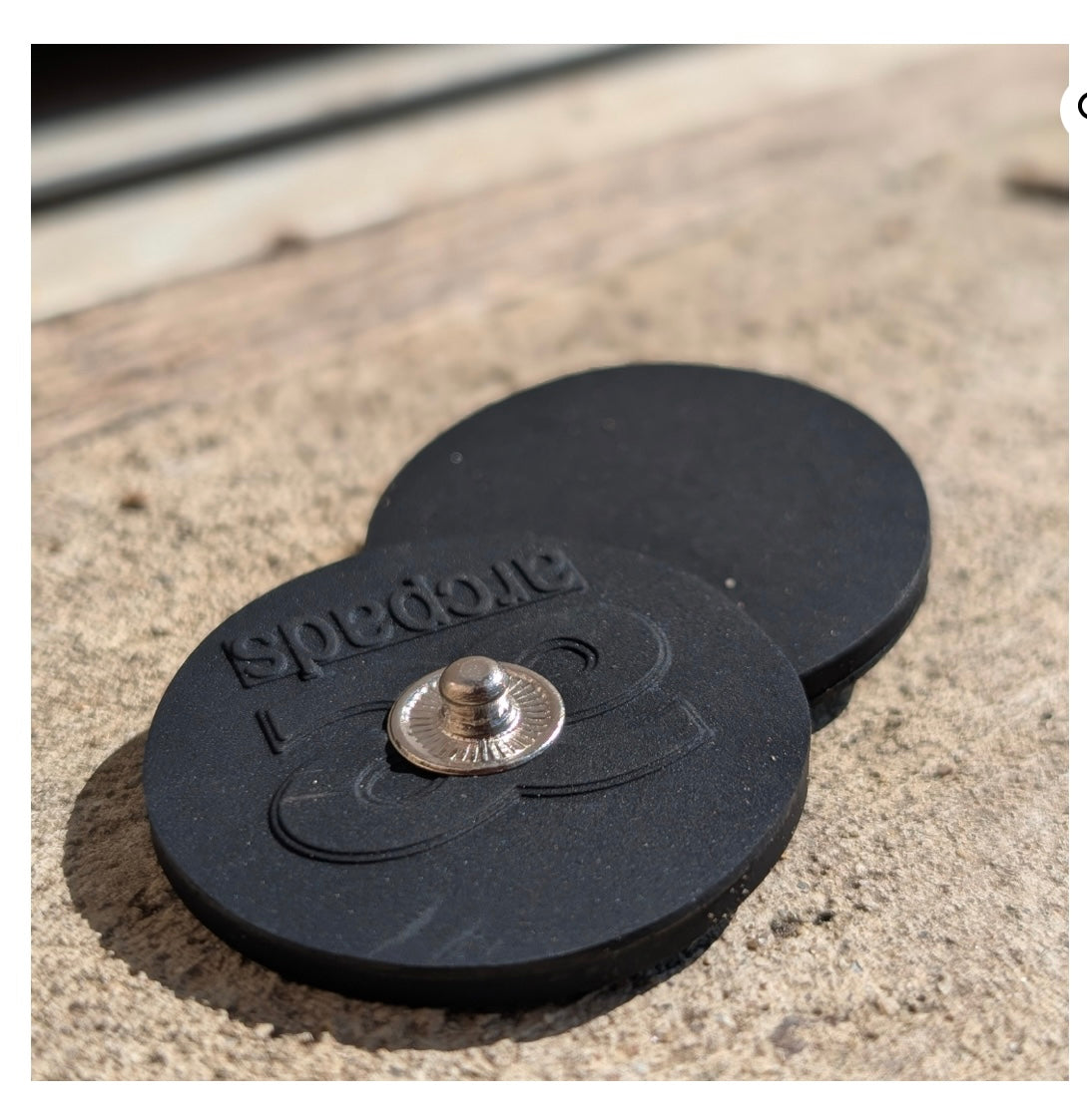 Carbon Rubber Pads – CC Equestrian